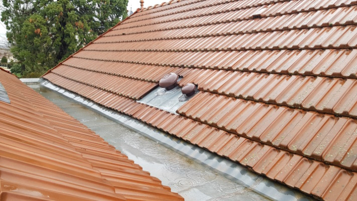 comment-bien-choisir-cheneau-toiture - Rénovation Toiture : conseils et ... comment-bien-choisir-cheneau-toiture - Rénovation Toiture : conseils et ...